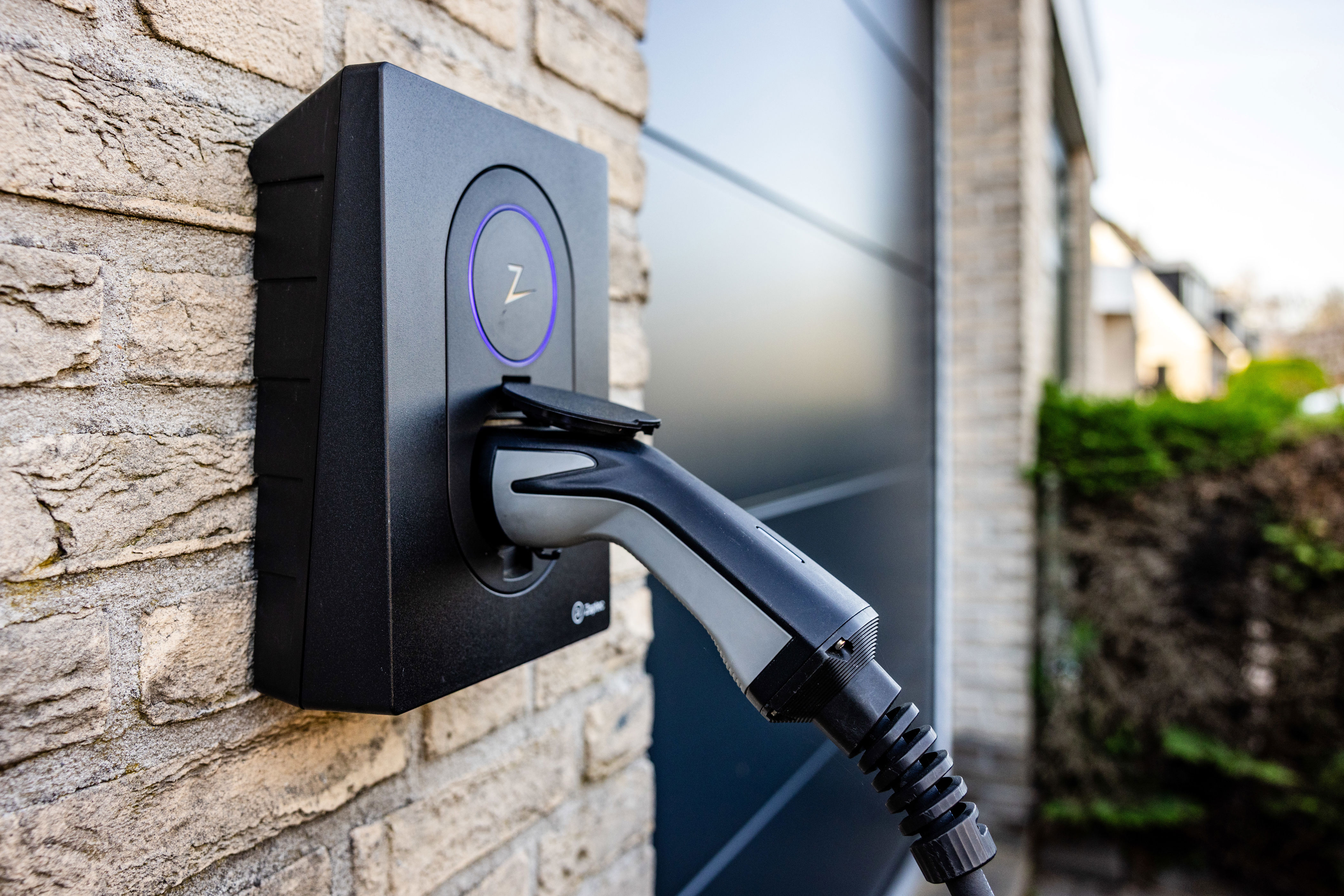 Of jij thuis je elektrische auto kunt opladen, hangt binnenkort ...