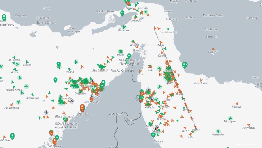 Trump's blockade of Hormuz fails as dozens of tankers pass through - FT