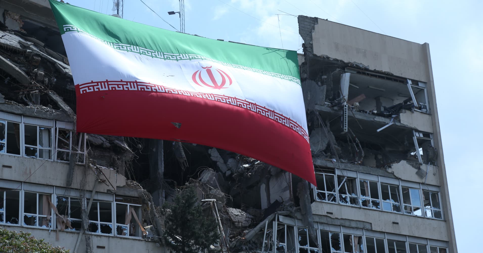 CNBC daily open: Iran reviews 'one-page peace plan'