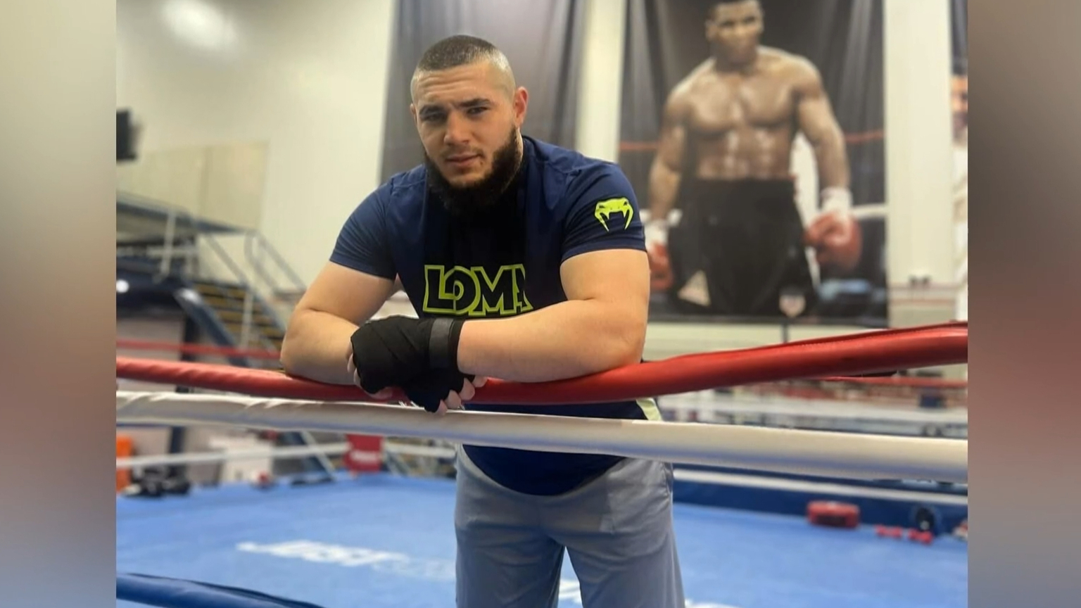 Boxer fighting for life after 'gangland hit', multiple police attacked ...