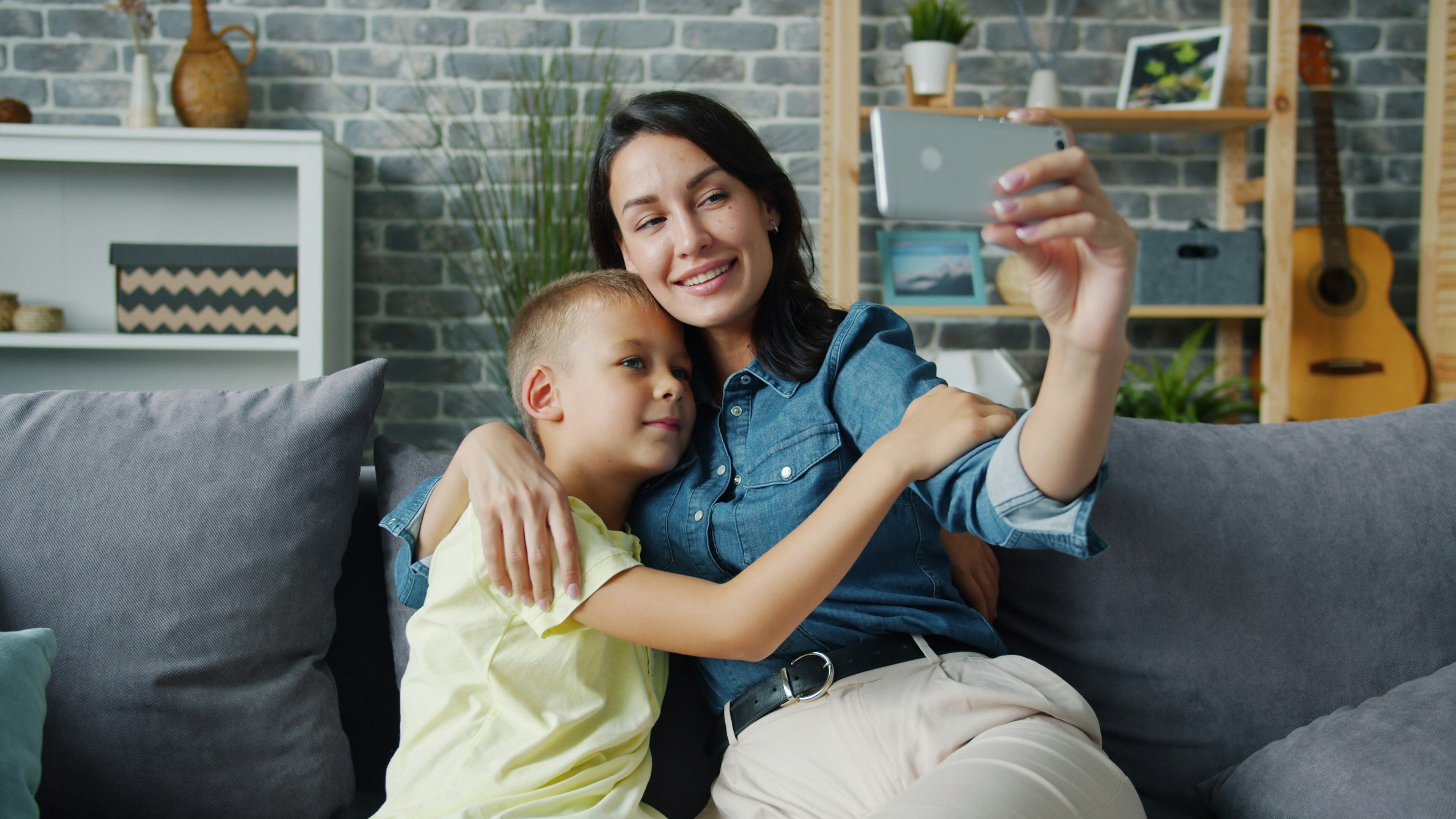 Parents told to immediately delete online photos of their children for ...