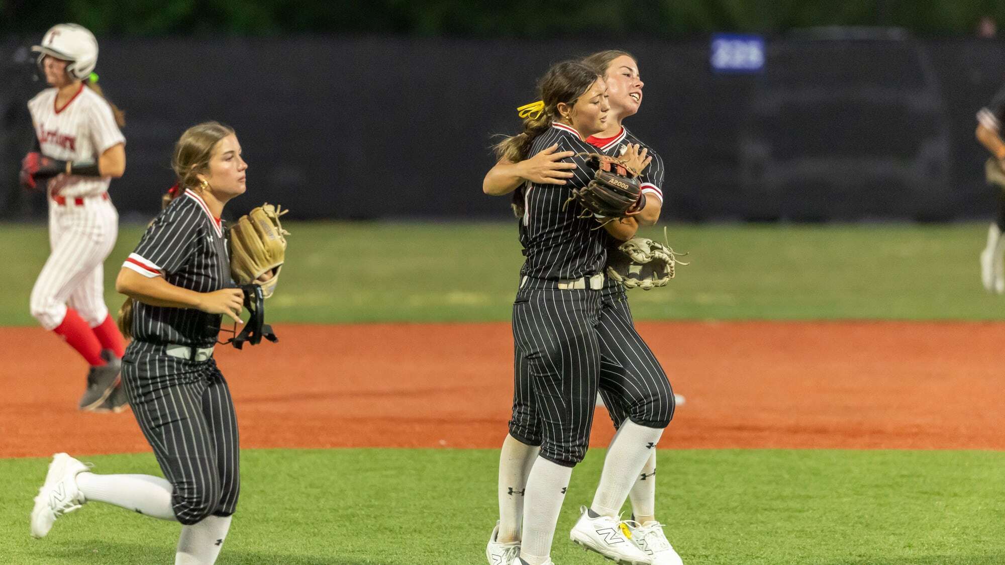 Who’s ranked No. 1 in the final ASWA high school softball rankings of 2026?