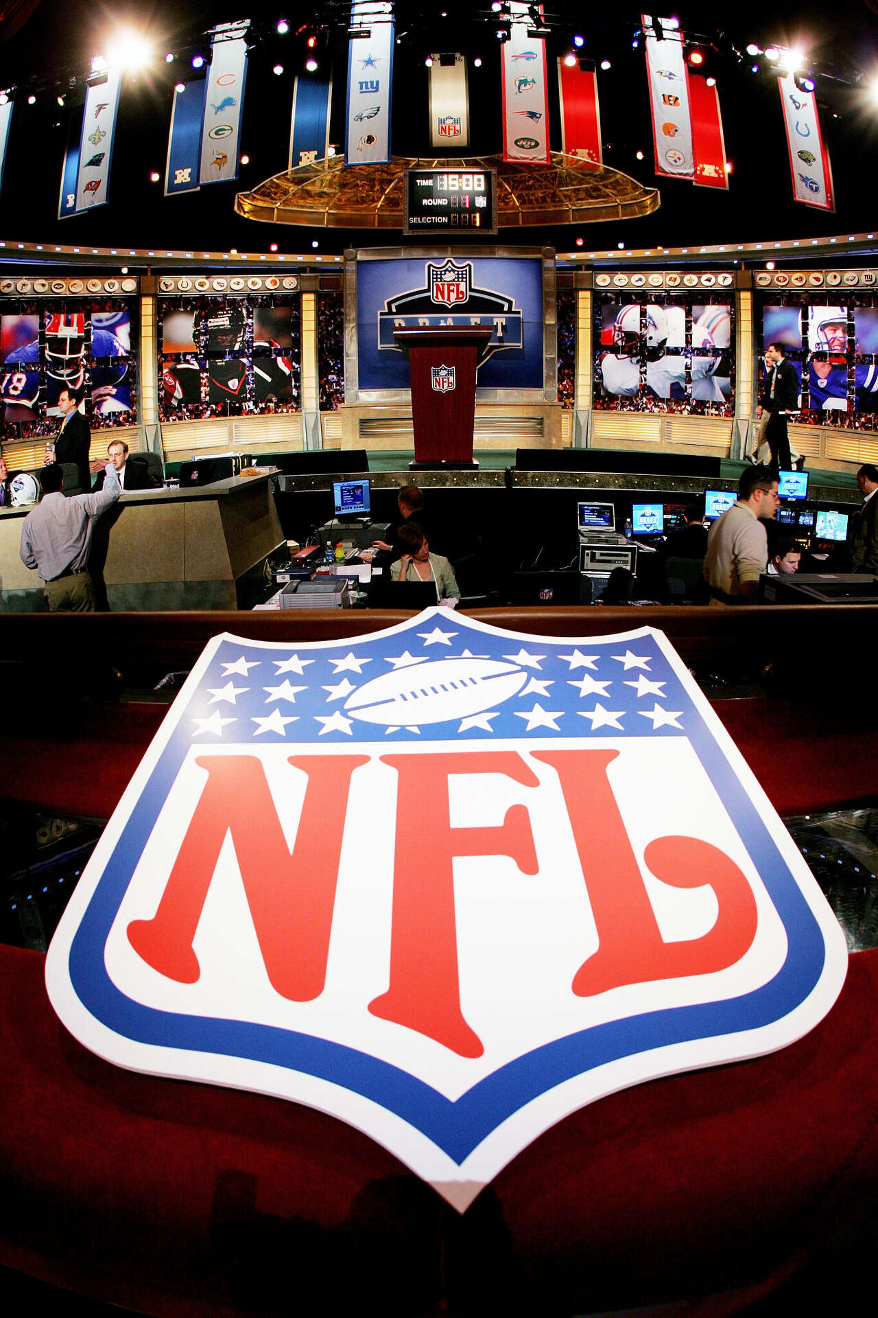 Who has the first pick in the 2026 NFL Draft? See order for 2026 first ...
