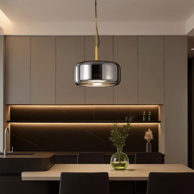 Trasforma ogni ambiente con la luce giusta: i lampadari Maisons du ...