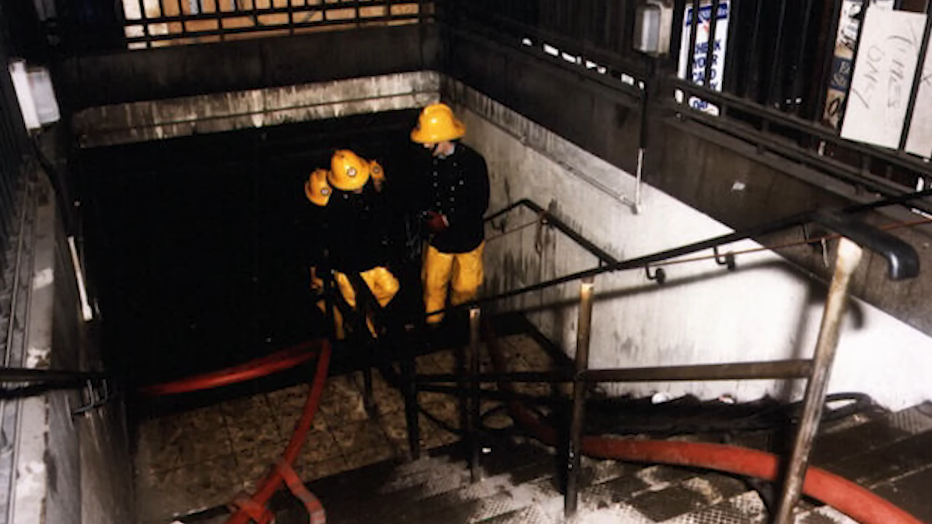 Watch how small fire underground turns into an inferno within seconds
