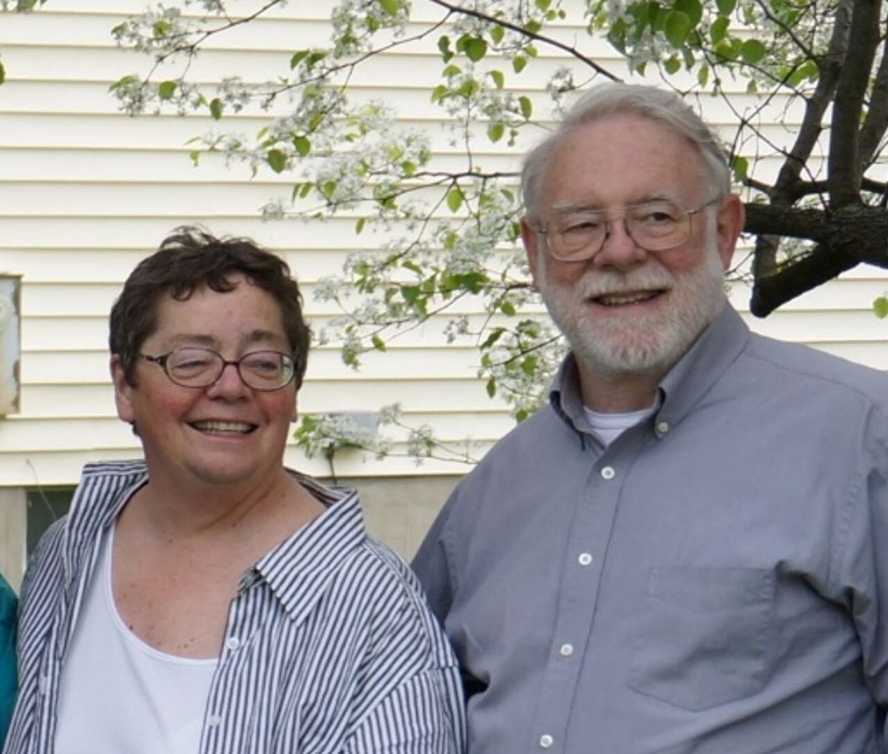 Kamms celebrating 60th wedding anniversary