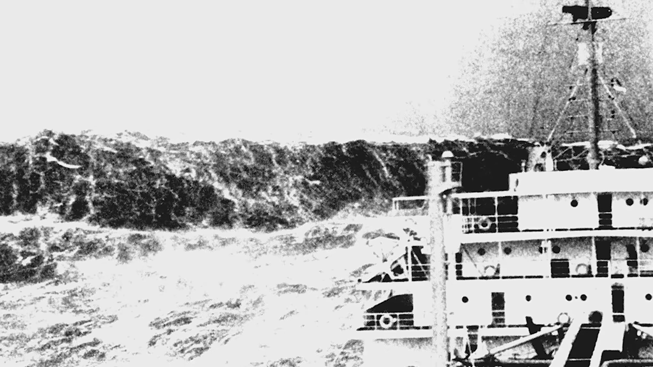A big wave like a tsunami appears - then it strikes instantly