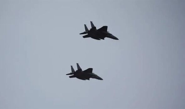 Horror as fighter jets crash in mid-air while 1 of pilots is taking selfies