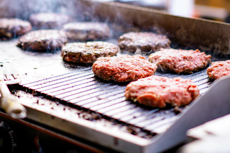 The reason your homemade burgers always fall apart and the two-second fix