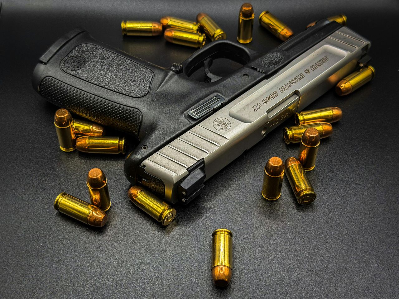 Glock Gen 6 vs. SIG P365: A wild comparison