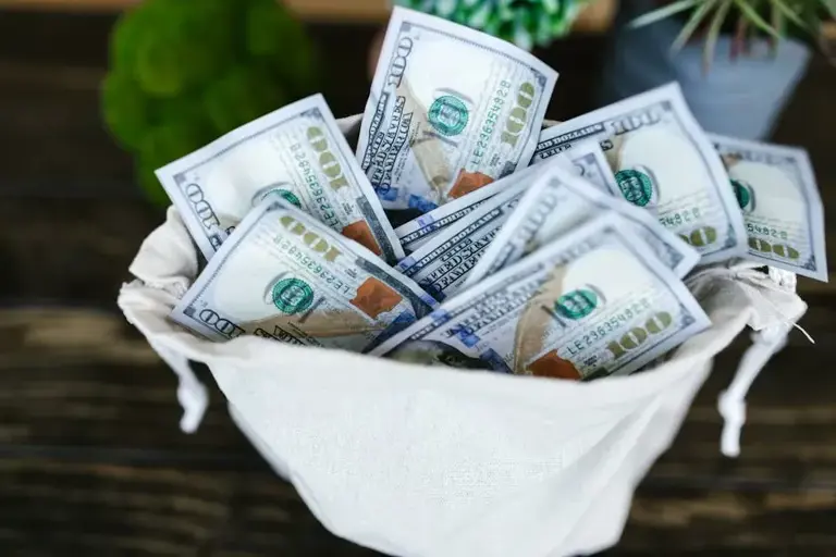 What level of net worth is now considered middle class after age 70?