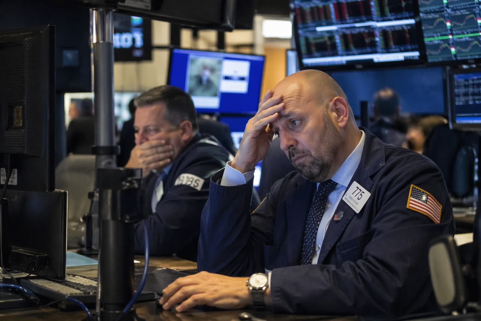 FTSE 100 slips as oil jumps, Iran talks hopes fade