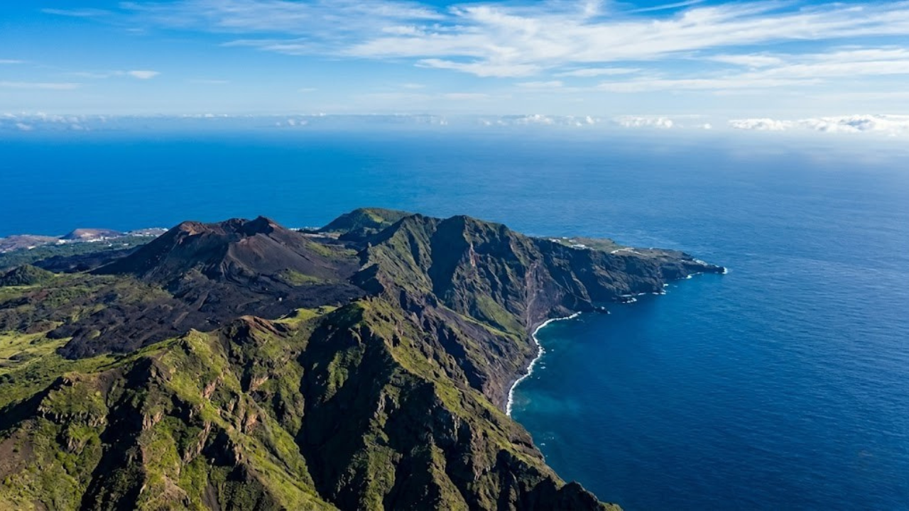 Scientists warn 1,000-foot mega-tsunami could devastate US East Coast ...