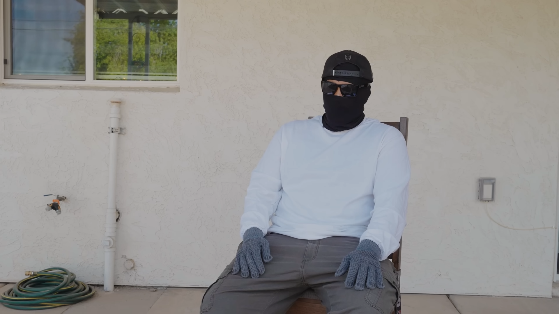 How human smugglers really get people across the border