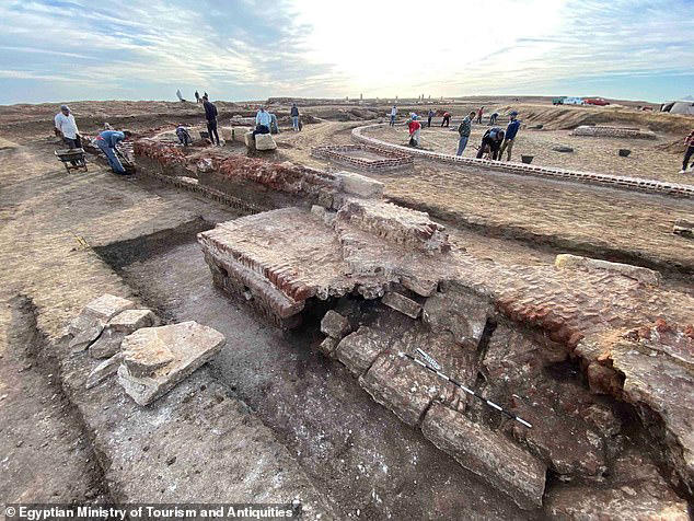Archaeologists discover perfectly circular ancient Egyptian temple used ...