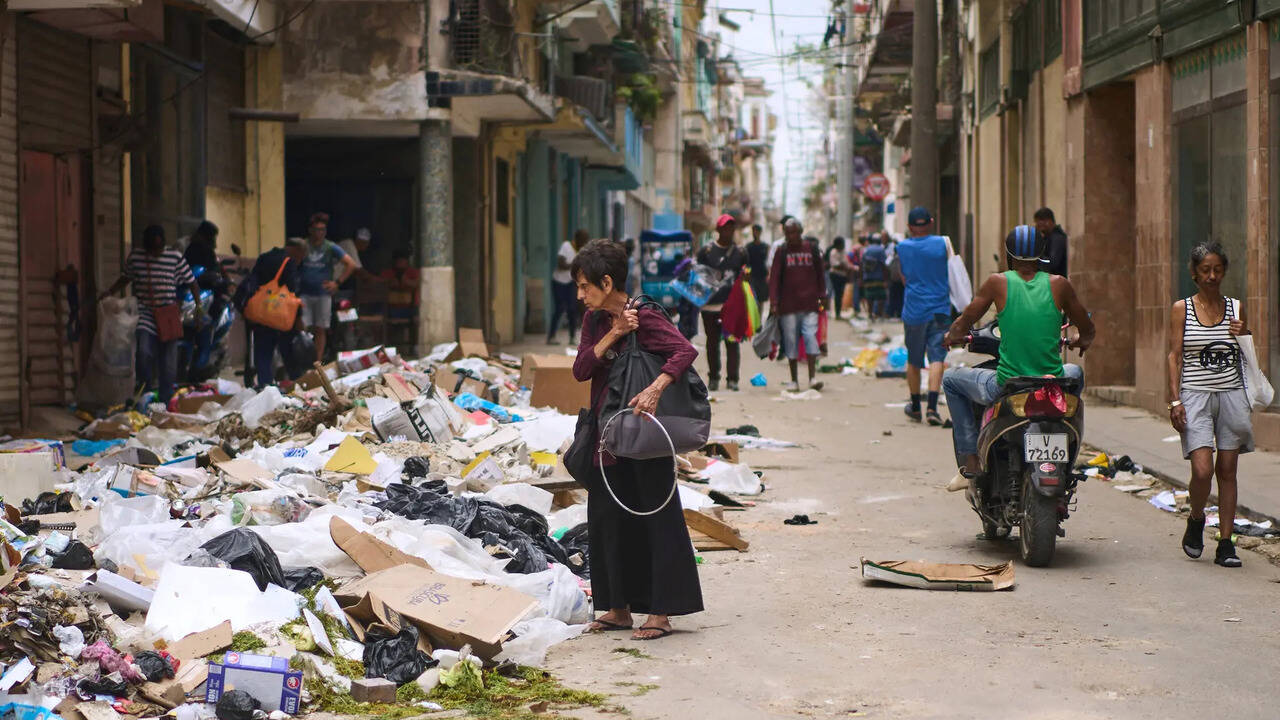 Cubans alter beauty and hygiene habits amid shortages