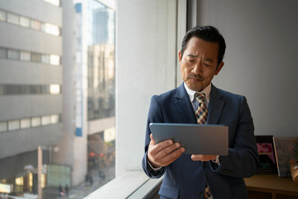 Investment minimums of popular wealth management firms