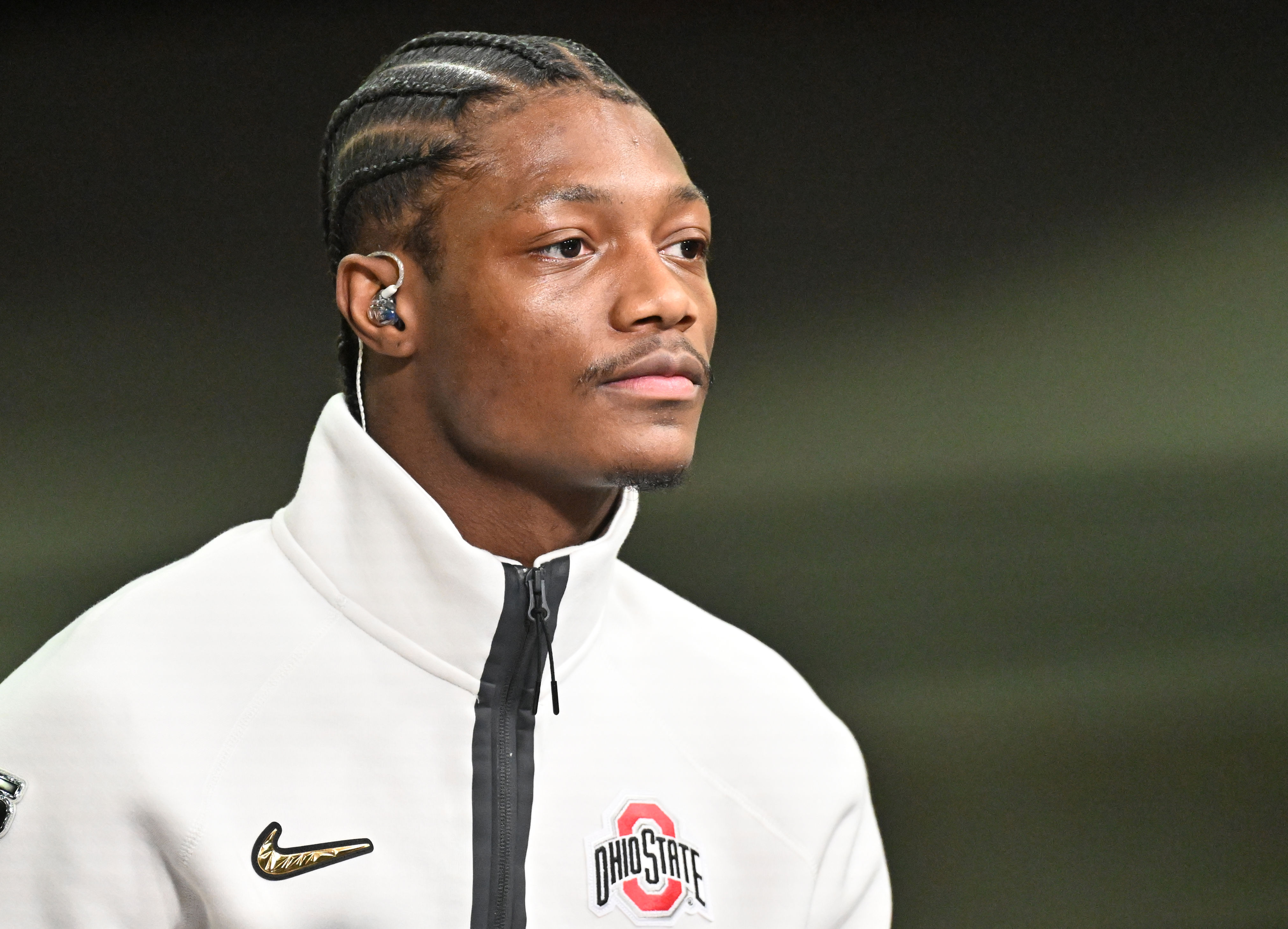 Carnell Tate reveals which star NFL QB slid into his DMs