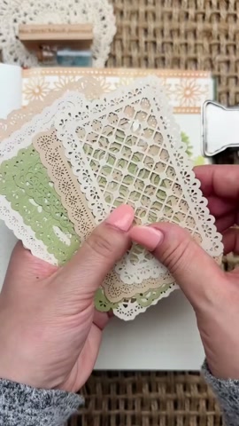 Creating a cozy road trip journal spread in my travel notebook