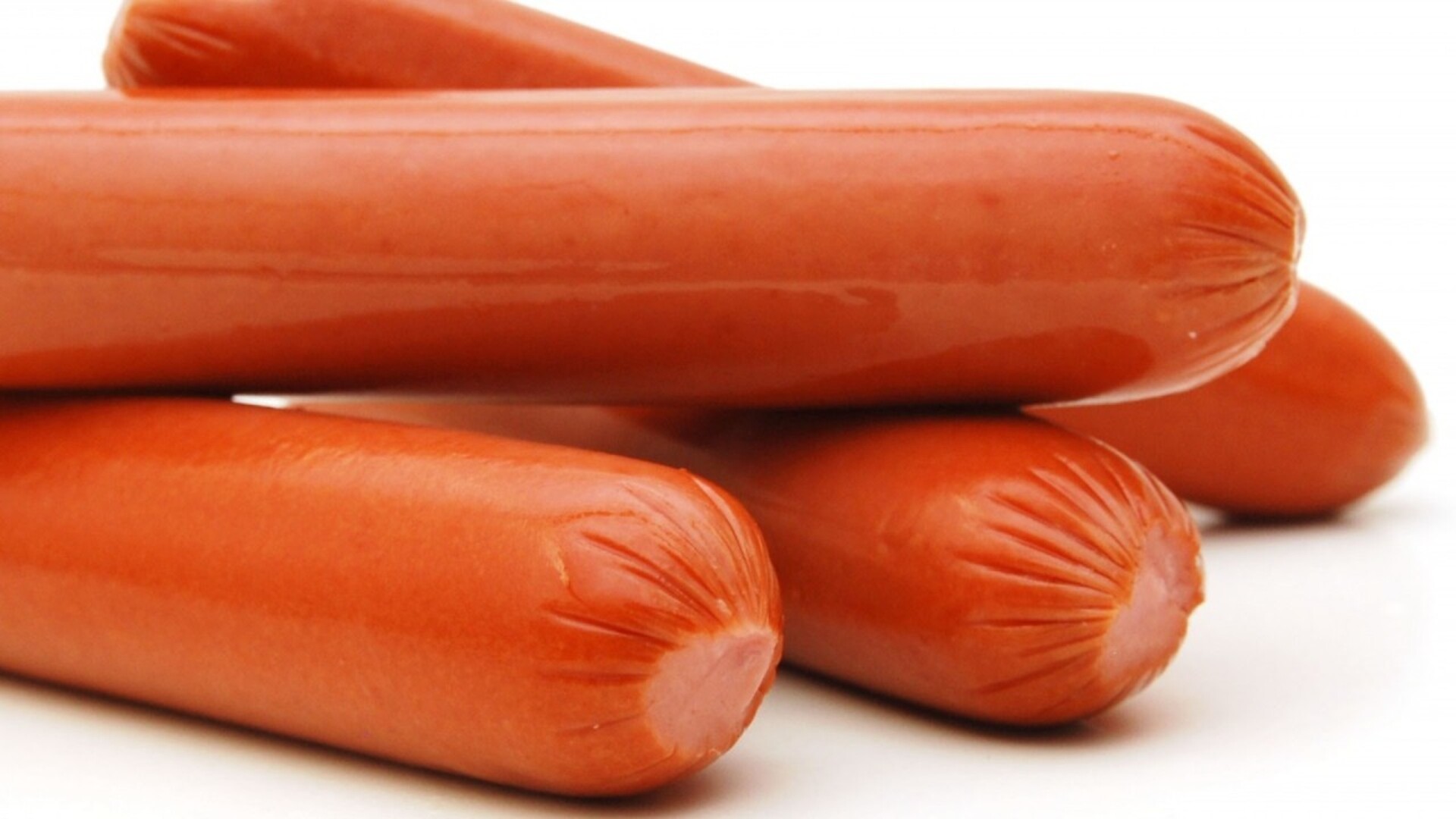 False facts about hot dogs everyone actually believes