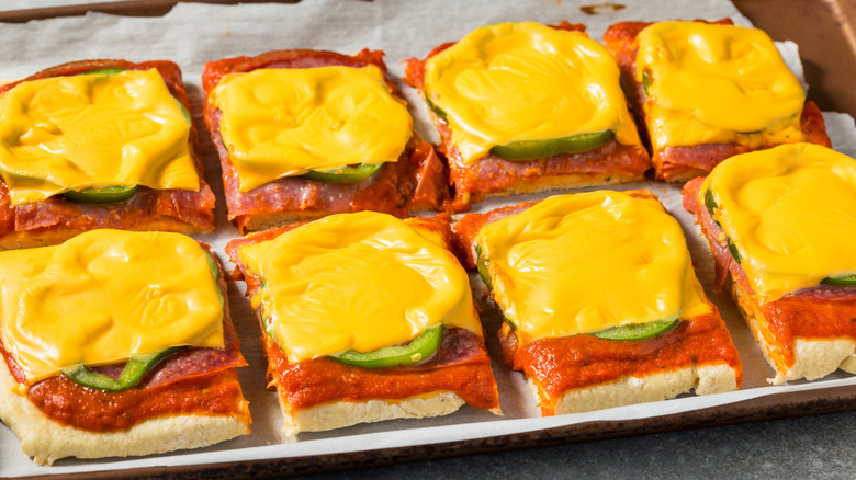 10 unusual (but genius) uses for American cheese slices