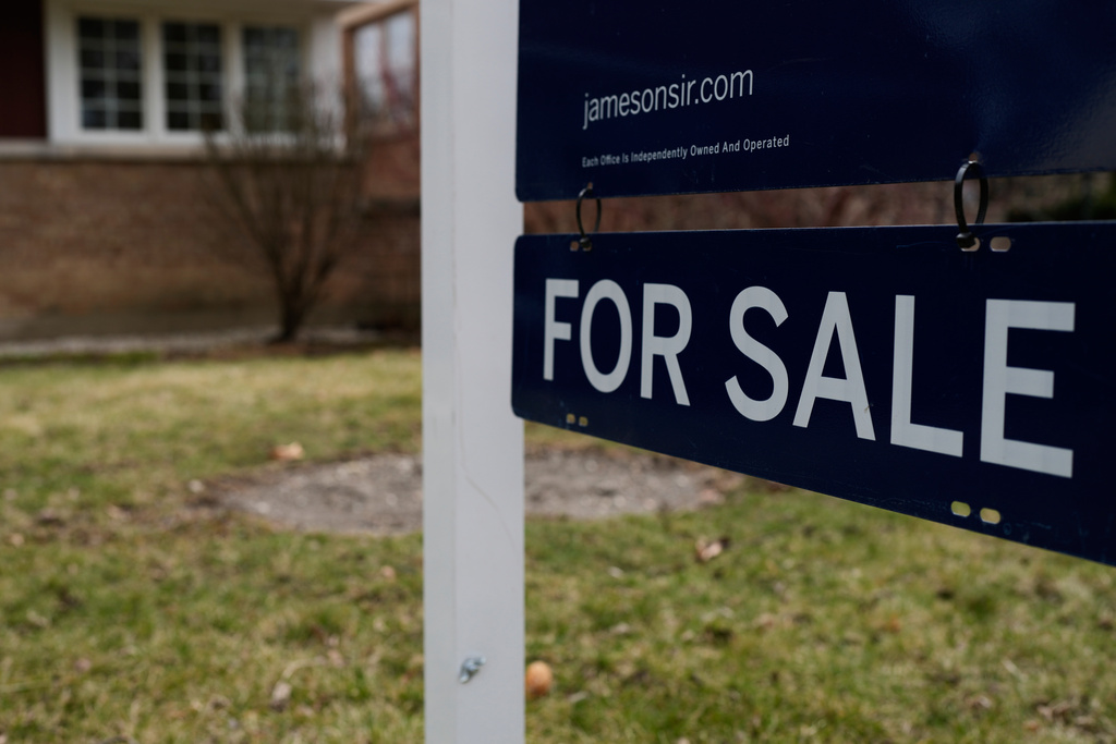 Average US long-term mortgage rate slips to 6.23%, its third weekly drop
