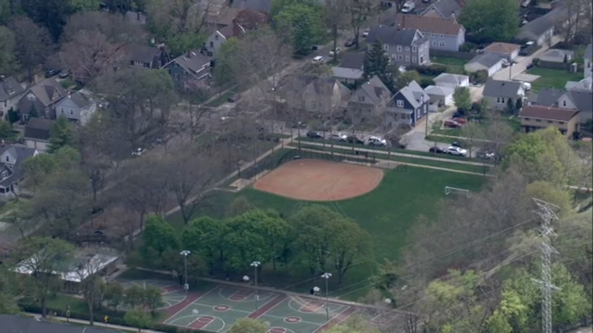 Shooting investigation leads to lockdown at Evanston Township High ...