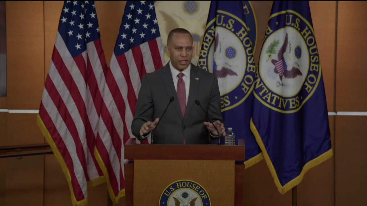 'Why is he still around?': Hakeem Jeffries lays waste to alleged ...