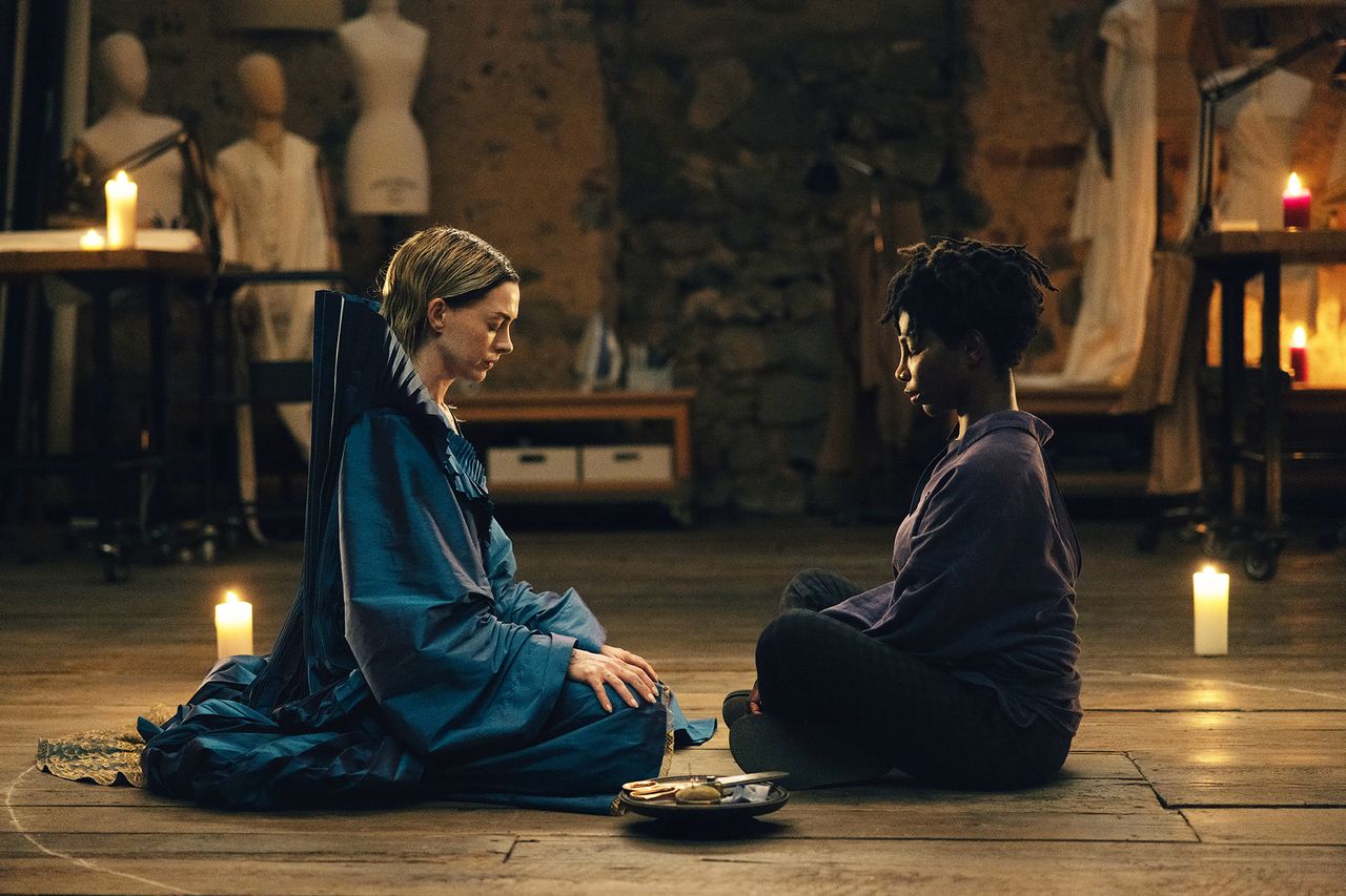 Anne Hathaway reveals why she never wants to be a pop star after ...