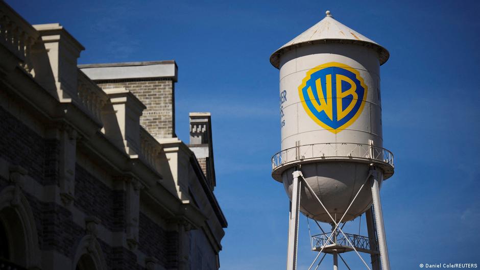 US clears Paramount's mammoth Warner Bros merger