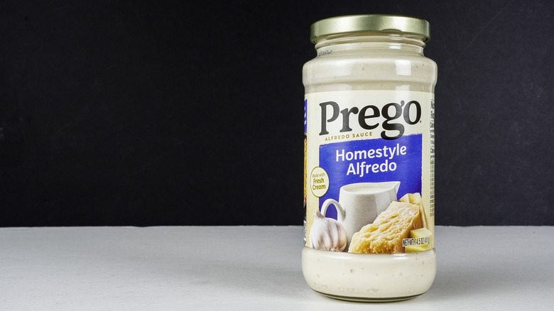 11 ingredients to improve store-bought Alfredo sauce