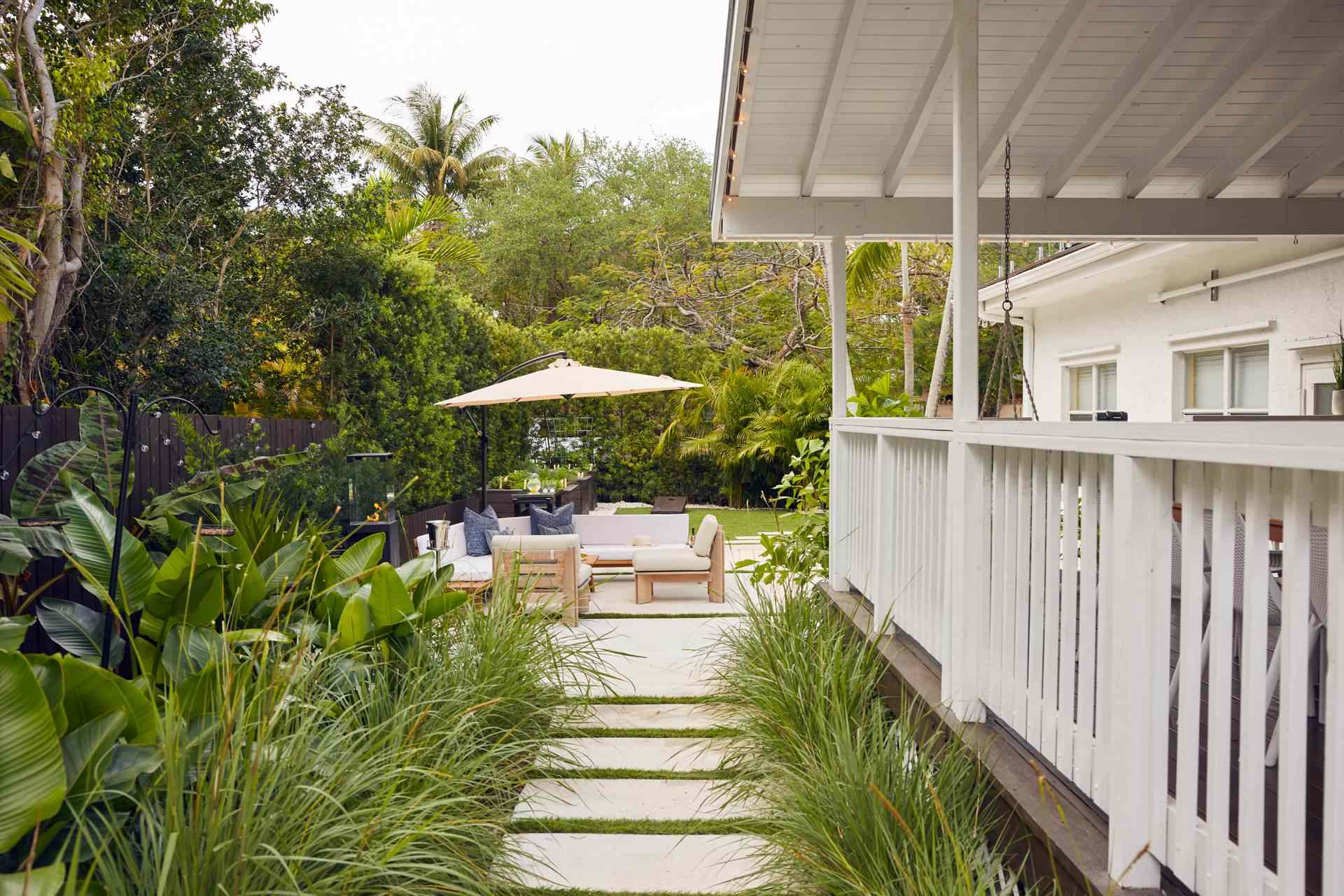 These 6 backyard trends are defining outdoor living in 2026