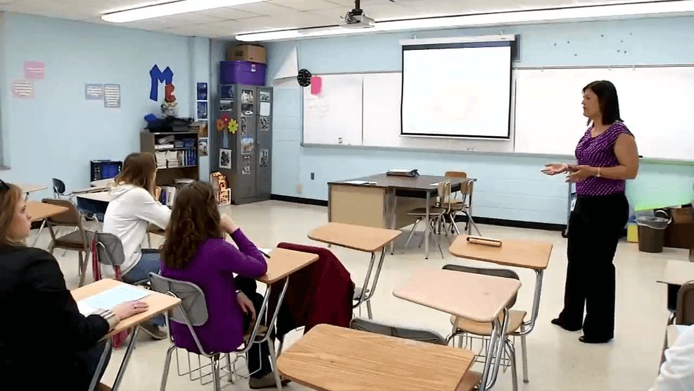 Tennessee raises starting teacher pay to $50K, but teachers say it ...