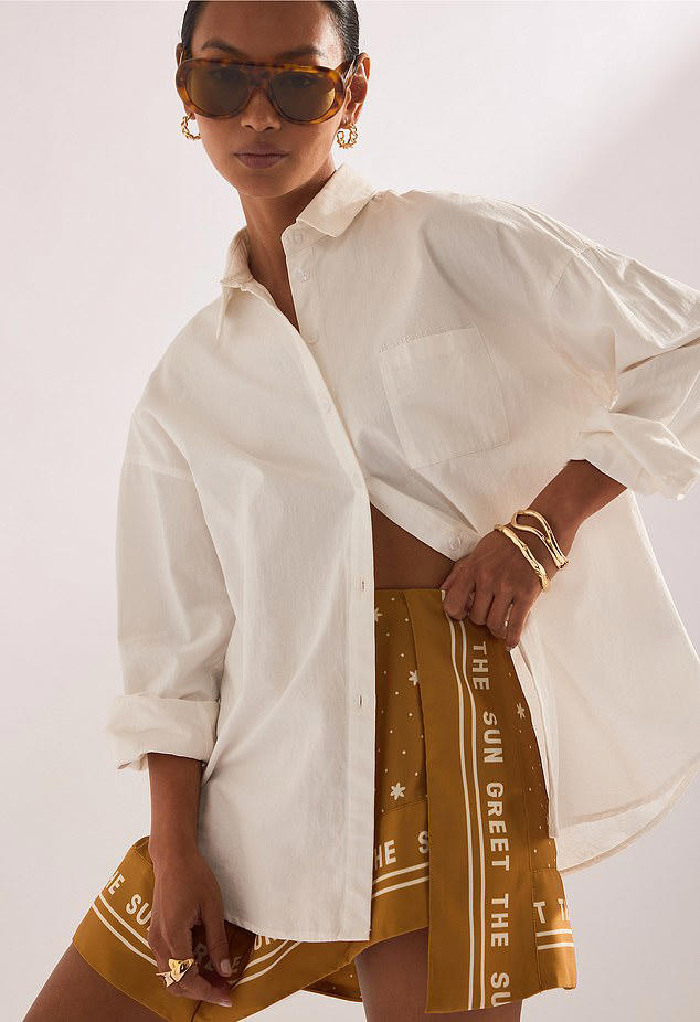 Forget old, frumpy clothes! These accessories will upgrade any drab outfit