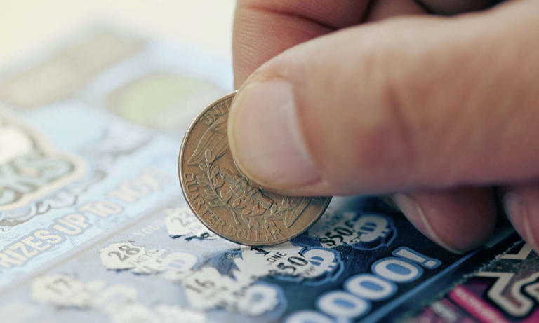 Middletown Connecticut lottery player turns $5 scratch-off ticket into ...