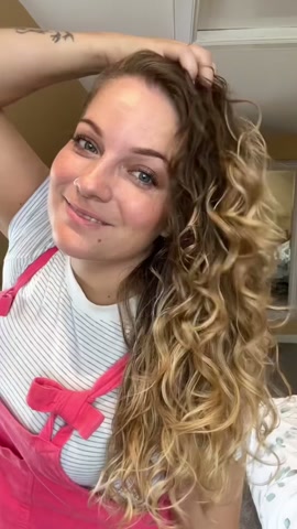 How I use banana hair food bowl method for hydrated curls