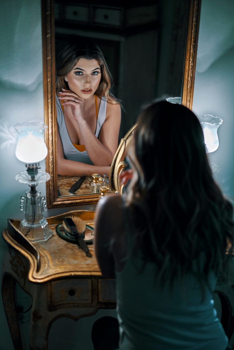 If your wife has these 12 habits, she probably isn’t a very good person