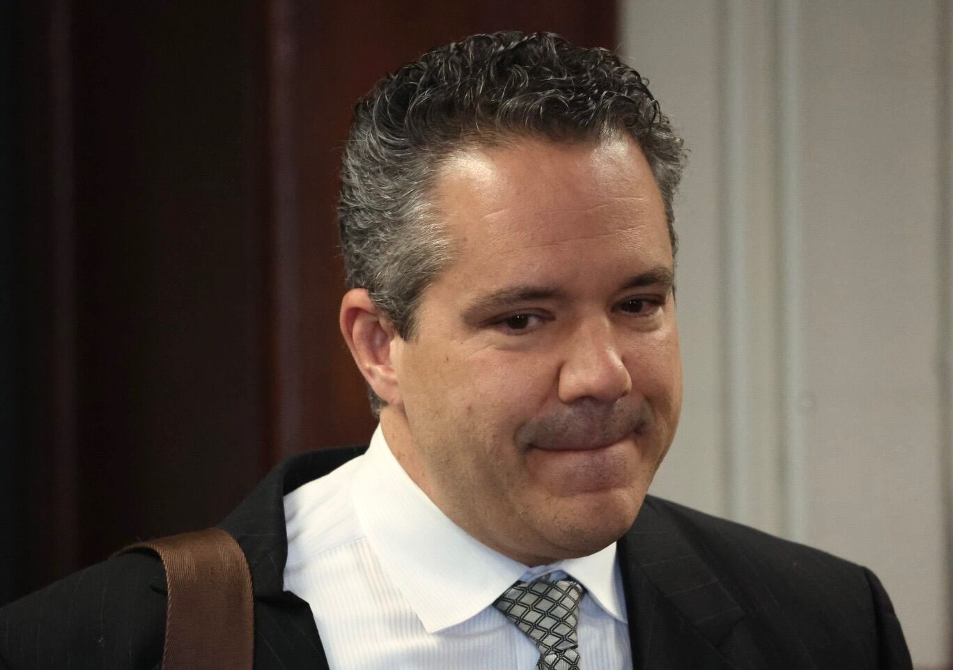 Former Brigham and Women’s doctor Derrick Todd pleads not guilty to 81 ...