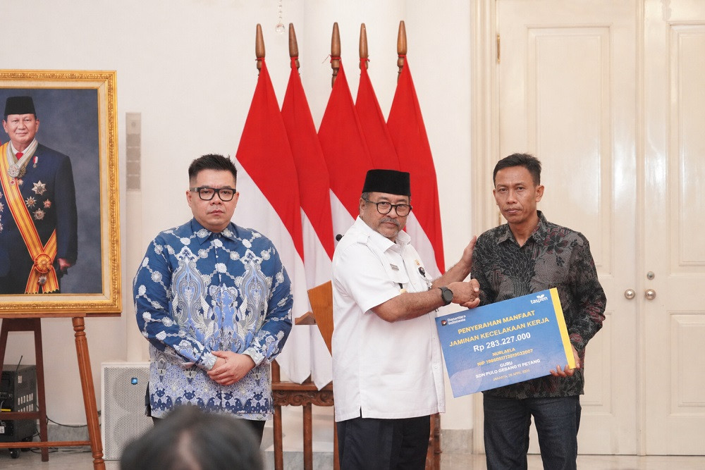 TASPEN salurkan Rp283 juta untuk korban kecelakaan KRL