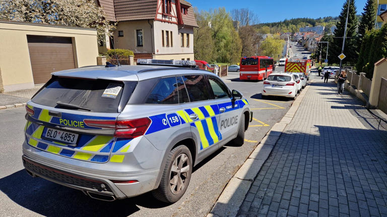 Policie v Jablonci nad Nisou zadržela muže, který vyhrožoval fyzickým ...