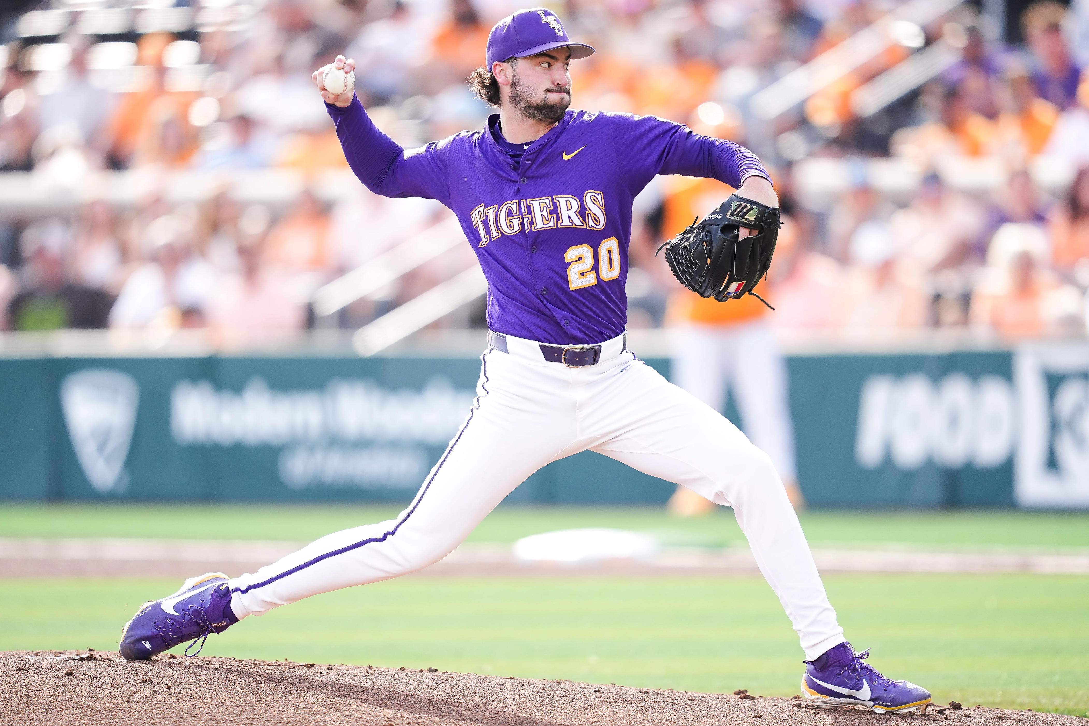 Jay Johnson explains LSU's decision to use Casan Evans on Friday