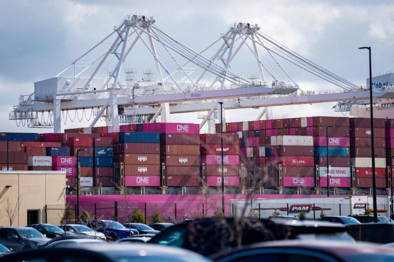 Businesses 'very pleased' IEEPA tariff refund process has begun