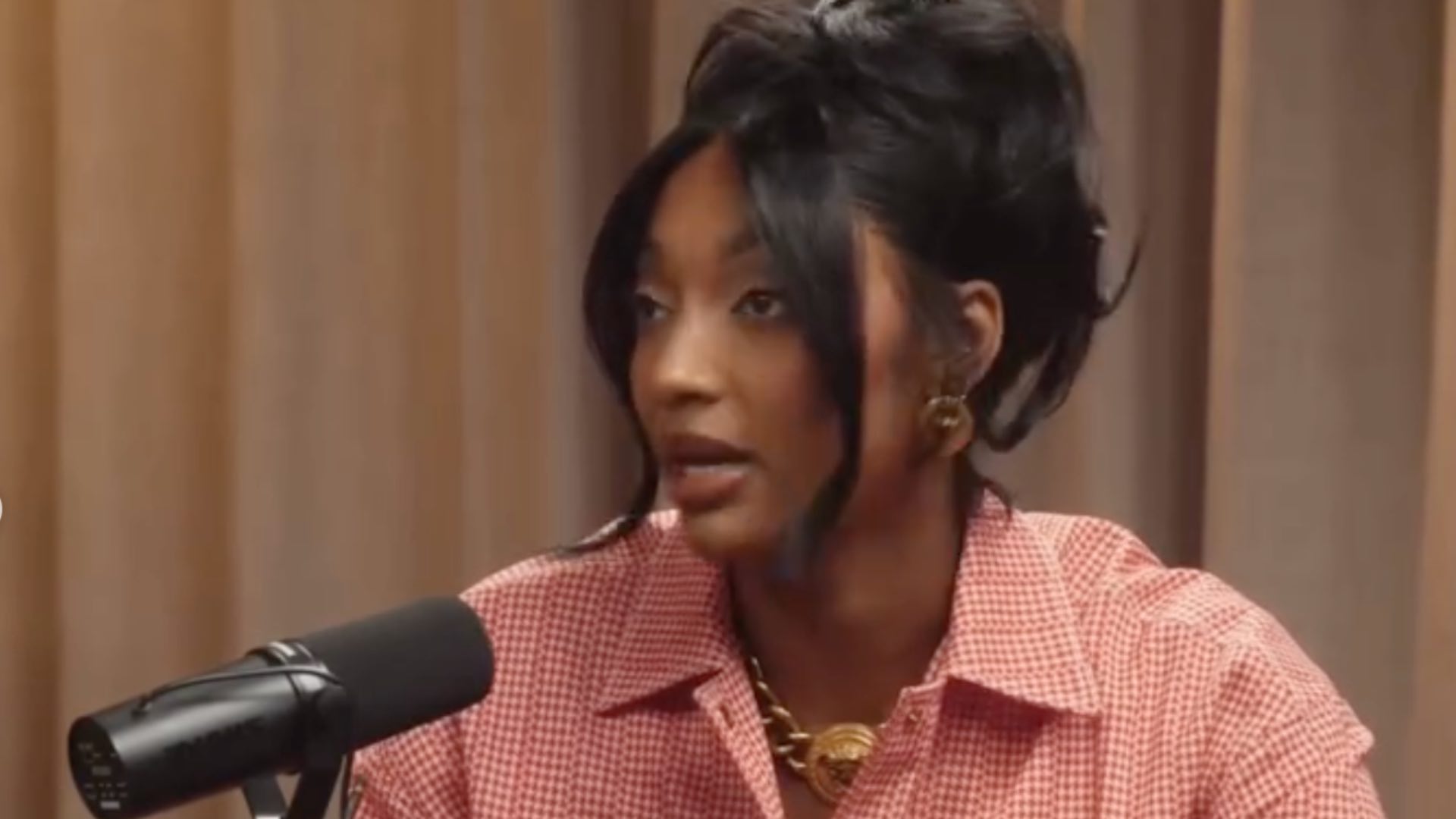 A real-life Barbie: this athlete turned model fascinates internet users