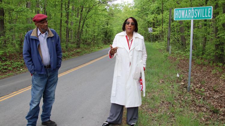 New signs recognize historic Loudoun County village, Howardsville