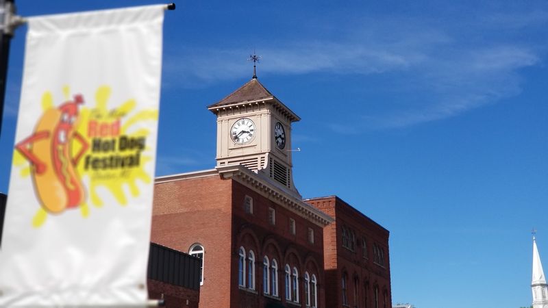 Buns ready, the Maine Red Hot Dog Festival is coming back to Dexter