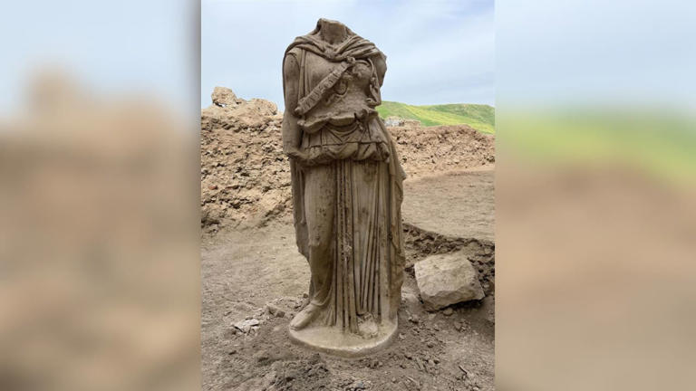 Marble statue of Greek goddess Athena found hidden in rubble in Turkey ...