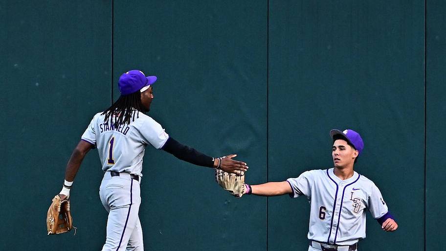 LSU baseball's freshmen remain scorching hot to lead Tigers over ...