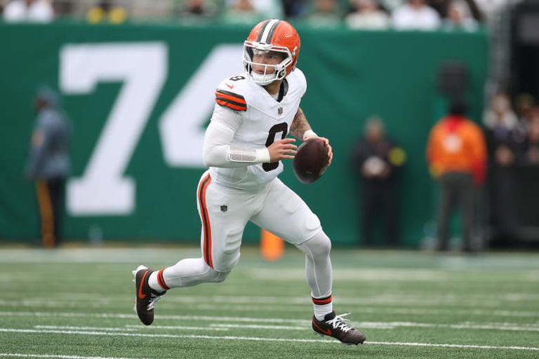 Tampa Bay Buccaneers linked to former starting quarterback