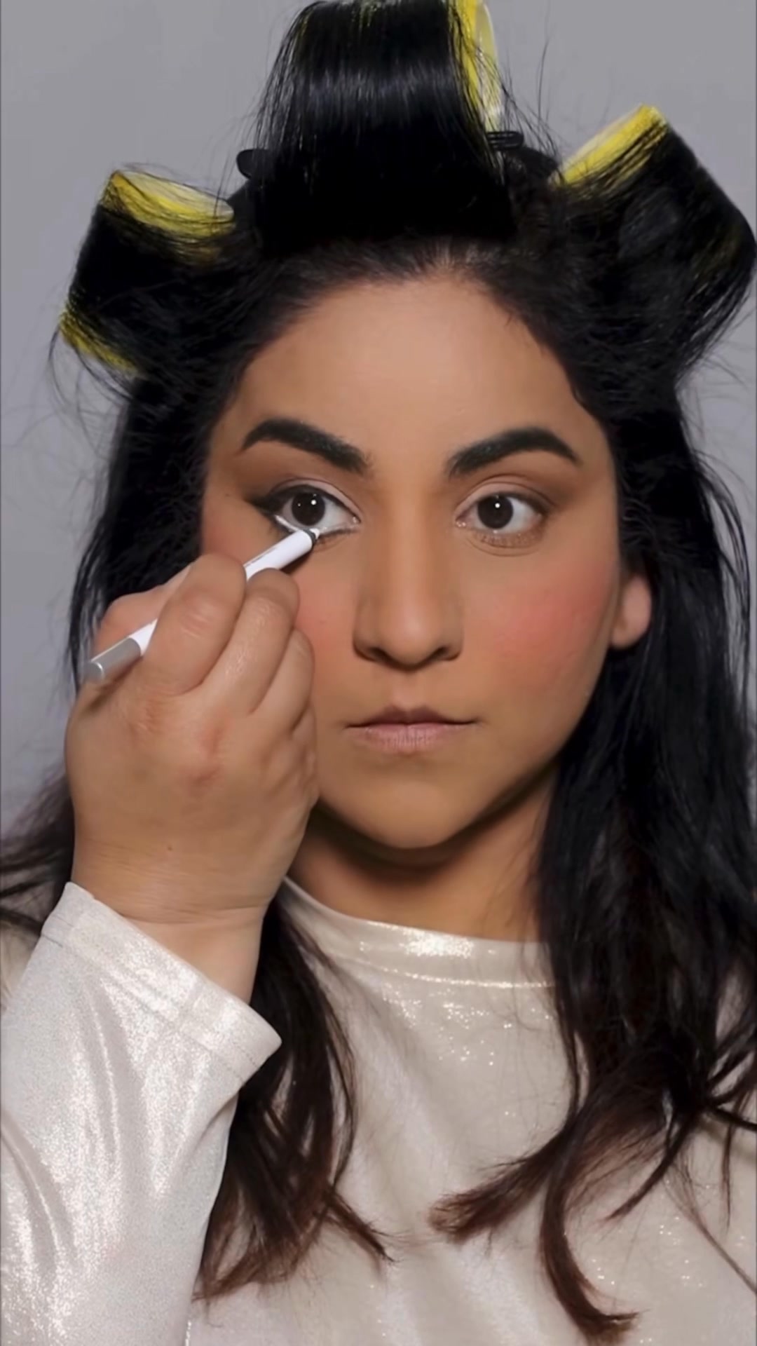 Turkish delight-inspired glam look