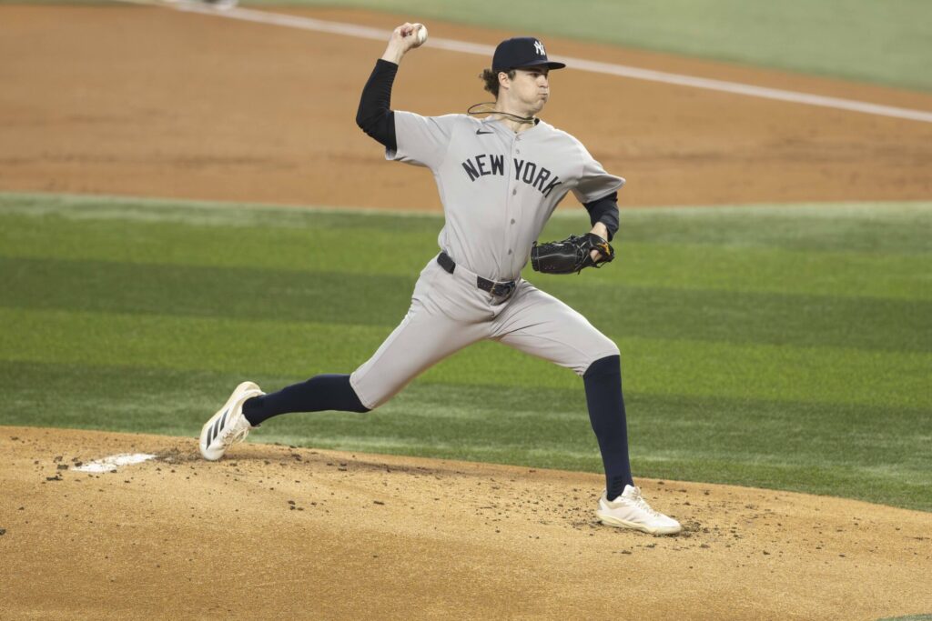 2026 Yankees: Bullpen troubles persist — trade, promote, or rebuild?